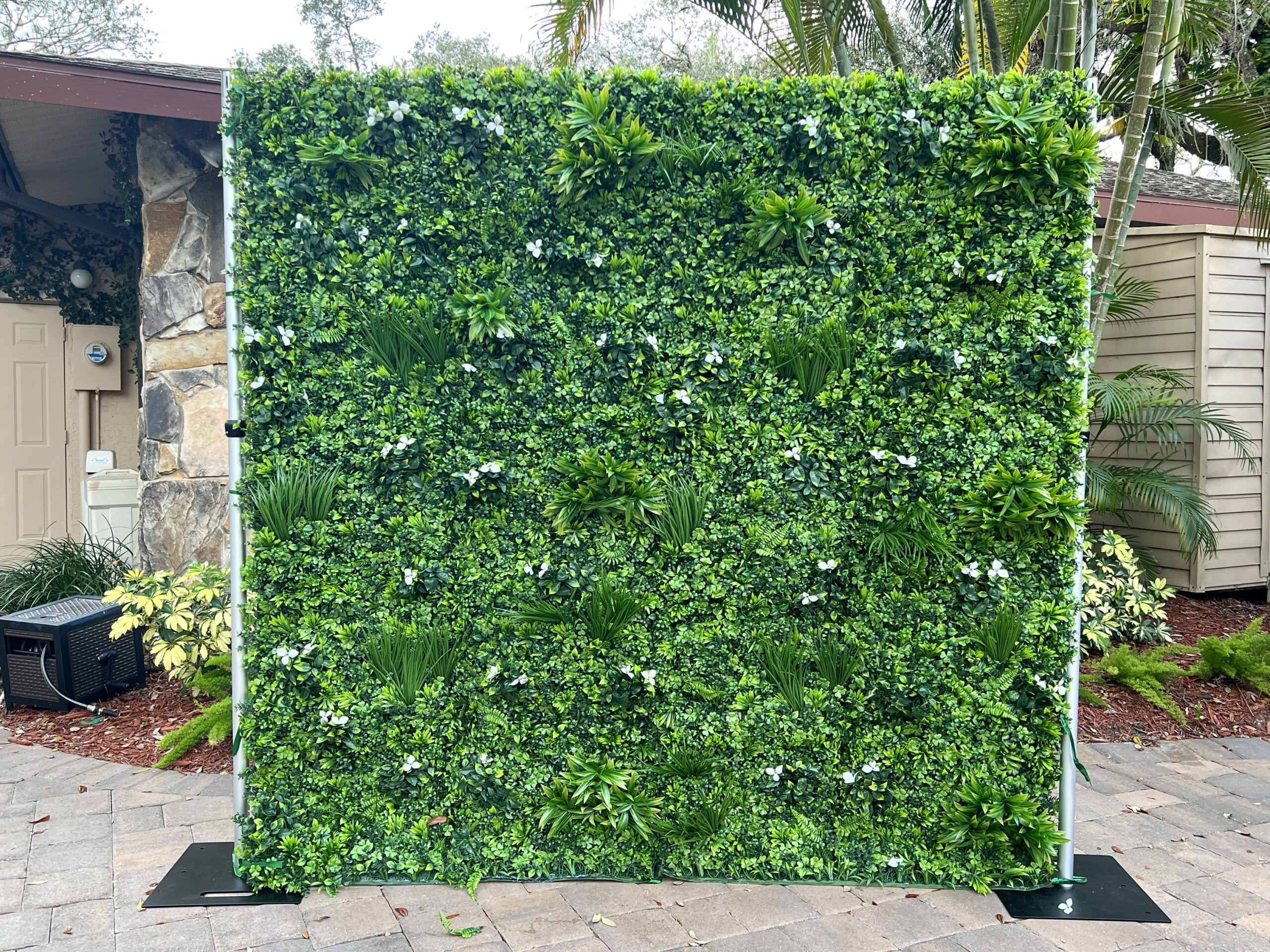 Flower Walls - Lit Light Love